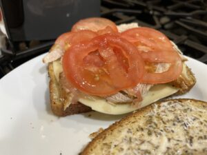 The Easiest Deli-Style Turkey Sandwich - haverecipes.com