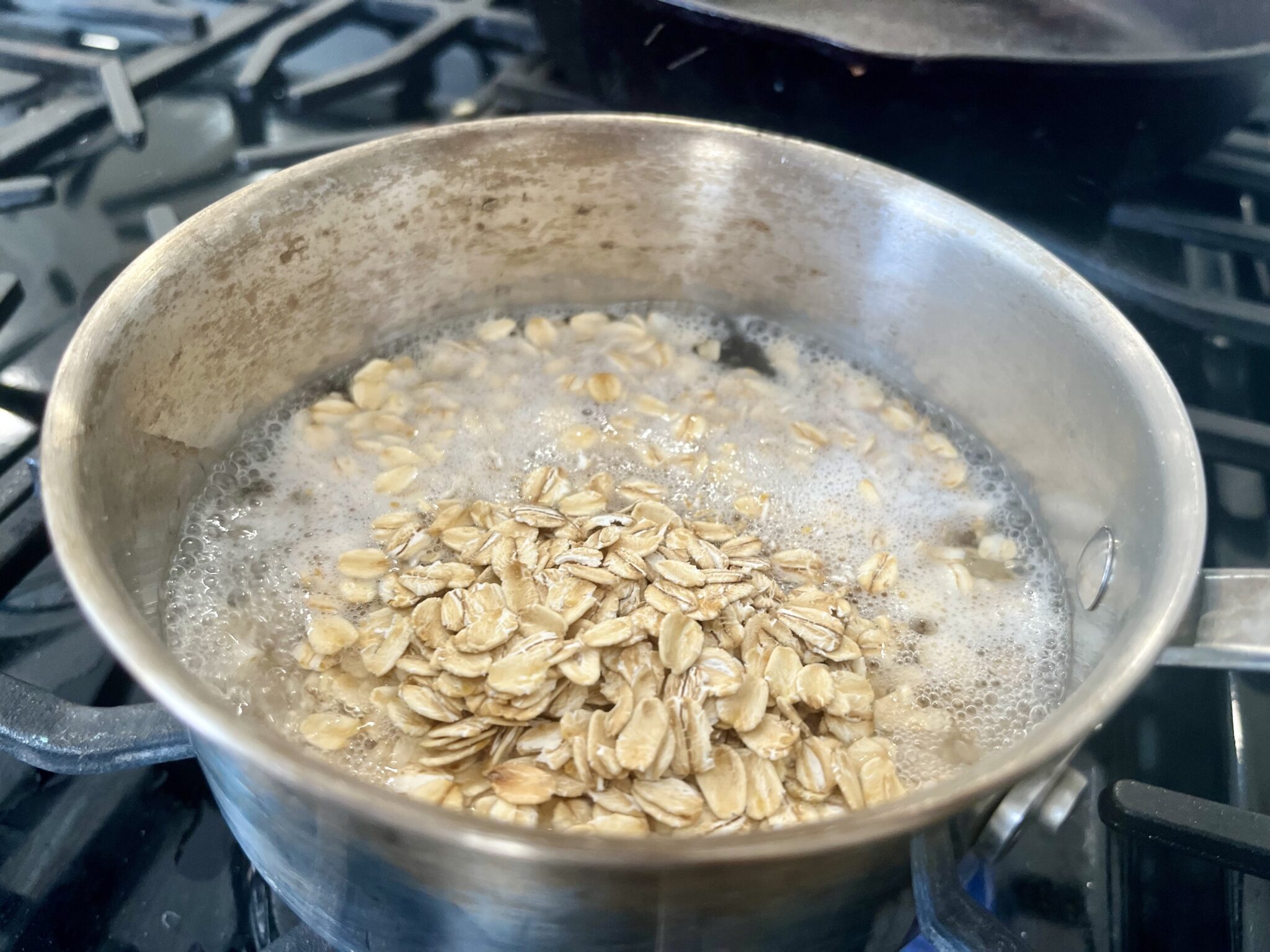 Maple and Brown Sugar Oatmeal - haverecipes.com