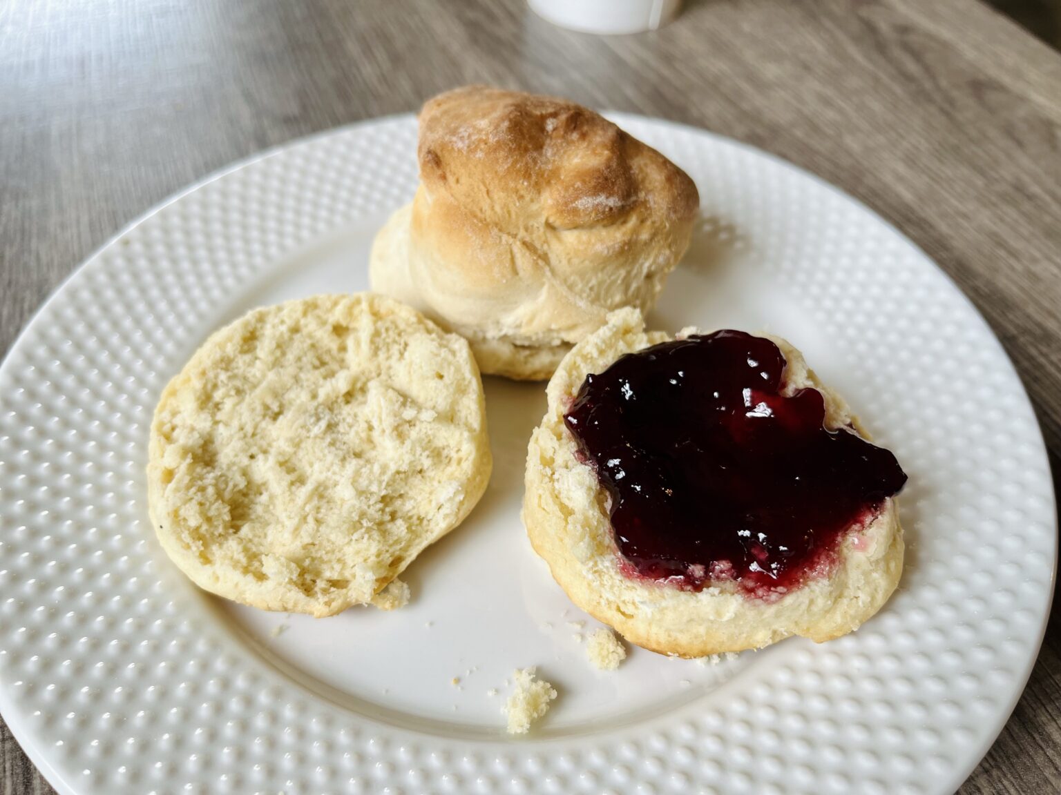 Homemade Buttermilk Biscuits - haverecipes.com